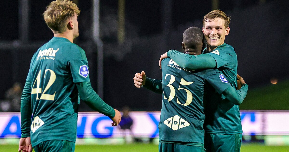 PEC Zwolle wint ruim, Almere City te sterk voor Sparta Nijkerk, HHC krijgt klop van TOP Oss ...