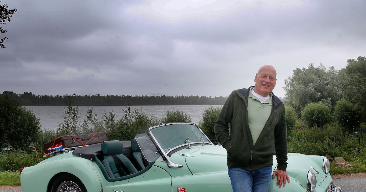 Elias (72) belandde tijdens rally met zijn Aston Martin in het ravijn ...