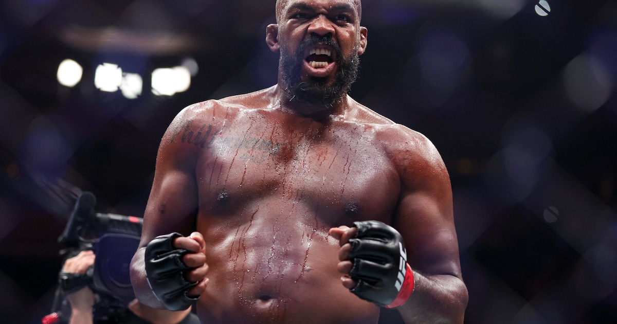 Roemruchte Amerikaanse UFC-vechter Jon Jones (37) kondigt plots ...