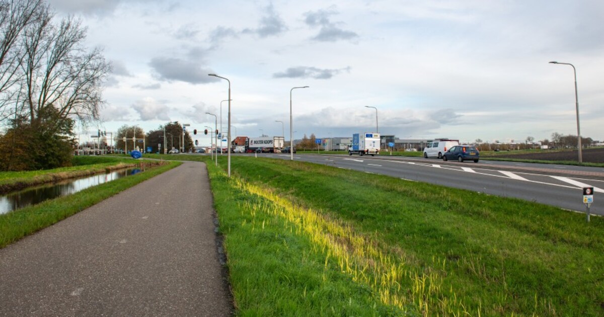 Onderzoek naar asfalt op N231 bij Aalsmeer en De Kwakel | Ouder-Amstel | AD.nl