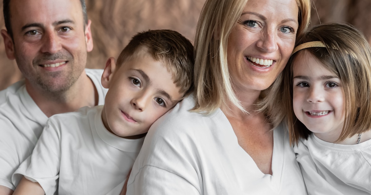 Jonge moeder Suzanne (43) overleden na jarenlange strijd tegen kanker ...