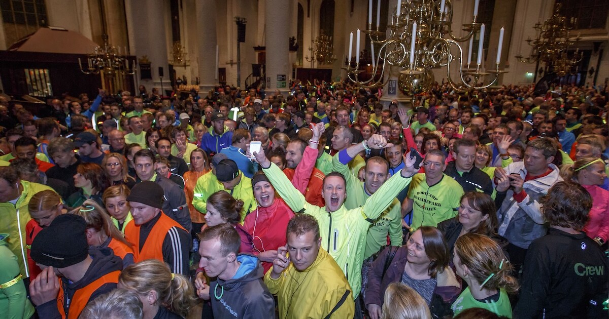 Rotterdam Running Crew gaat 'vreemd' in Schiedam | Regio | AD.nl