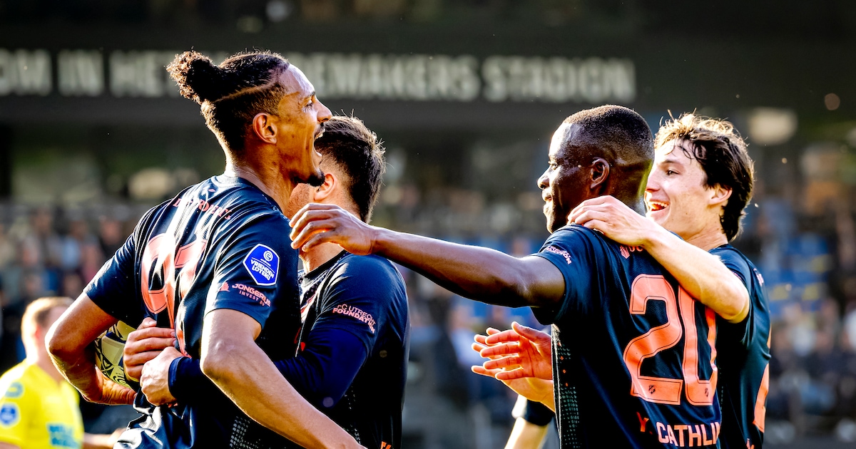 FC Utrecht zeker van Europees voetbal na simpele zege op RKC | Voetbal | AD.nl