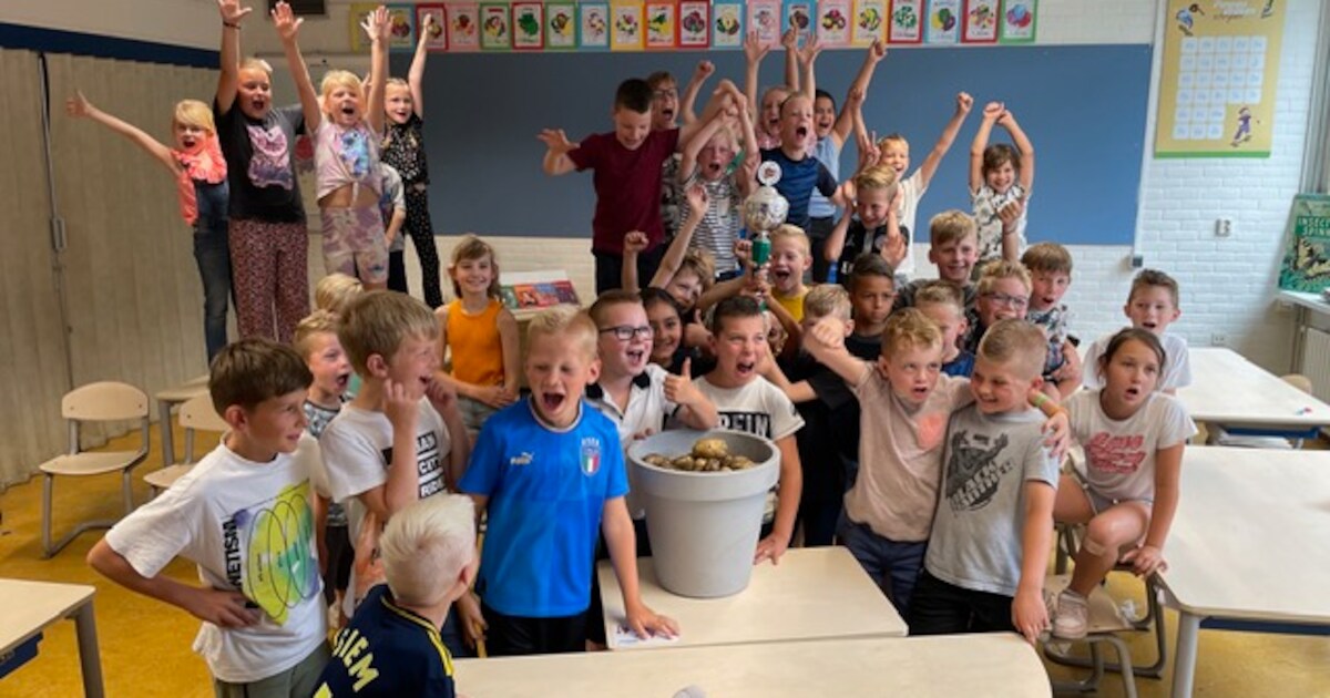 Zingen helpt aardappels groeien, weten ze op school De Kring | Voorne ...