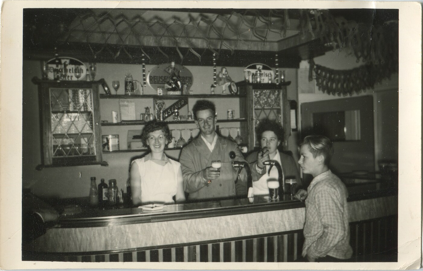 De Bijenkorf 100 jaar in de familie Meulenbroeks: ‘Klanten kwamen ...