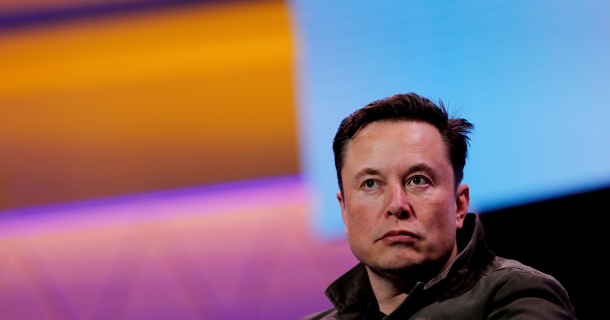 Elon Musk volgt advies Twittervolgers op en verkoopt Tesla-aandelen ter ...