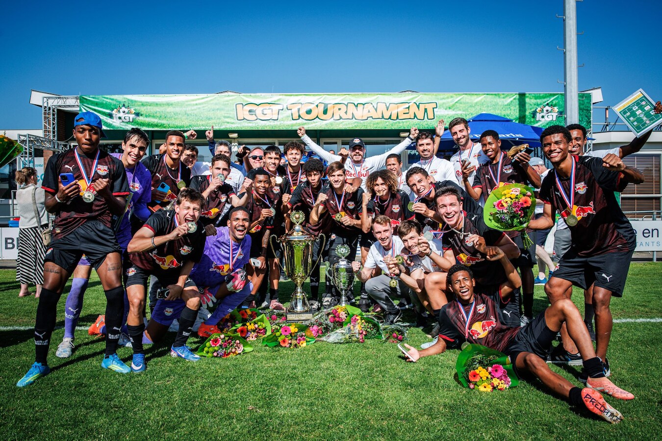 Braziliaanse Red Bull Bragantino O19 wint in Uitgeest na strafschoppen ...