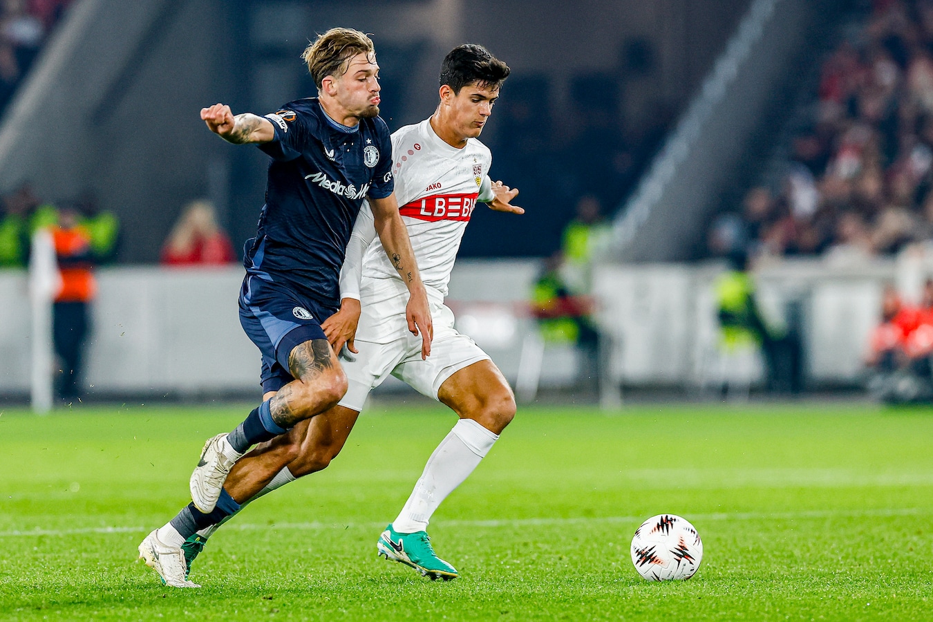 Uitschakeling in Europa komt weer wat dichterbij voor Feyenoord na ...