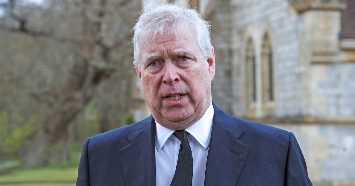 Voormalige Britse prins Andrew gearresteerd op verdenking van ...