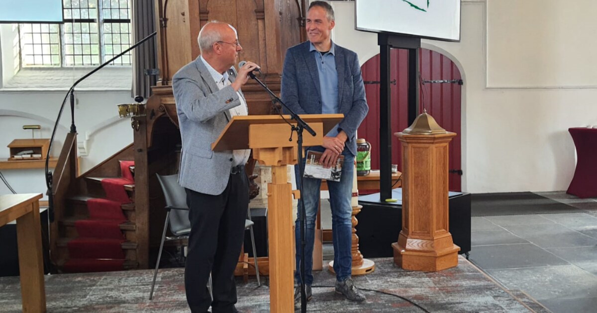 Pastoor en dominee beschaamd over hun ‘zwarte’ historie: ‘De mensen ...