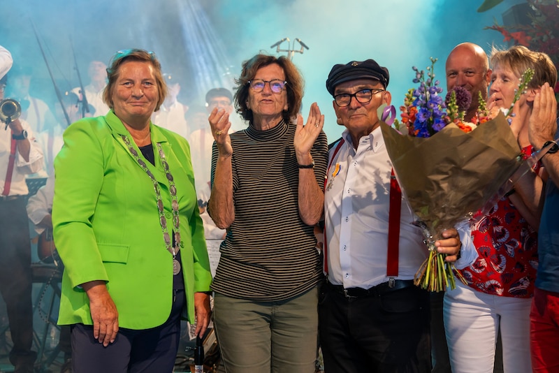 Koninklijke onderscheiding voor Jaap de Groot uit 's-Gravenzande ...
