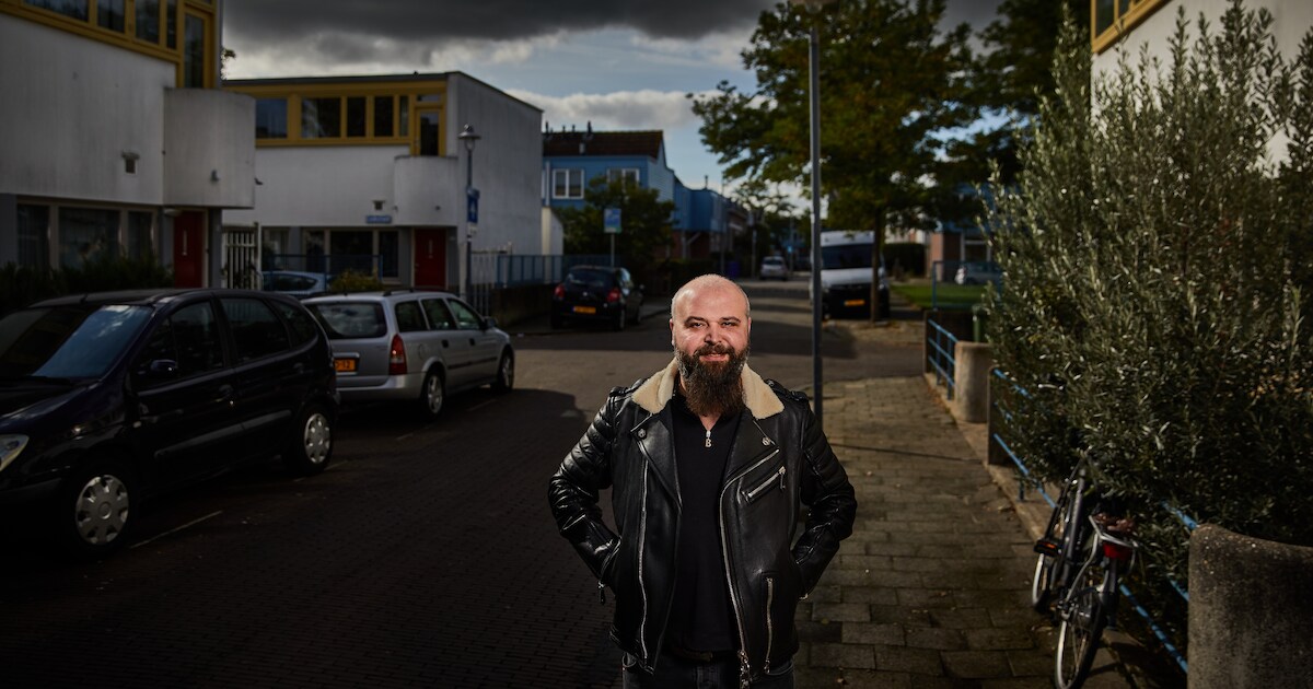 Mufer (38) moest jaren stieren van 200 kilo tillen en uitbenen. Op zijn ...