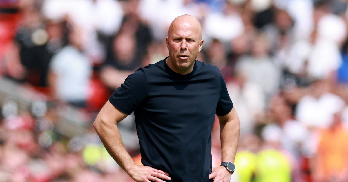 Arne Slot wil laconiek Liverpool in zomer renoveren: ‘De mensen weten ...