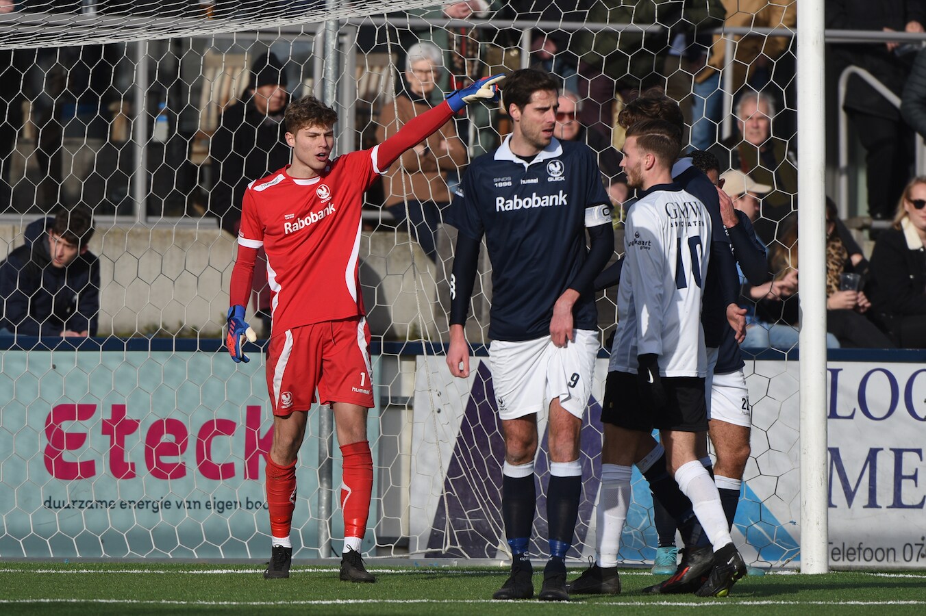 Primeur Quick, HMSH-trainer uit zijn plaat en Te Werve stopt ermee ...