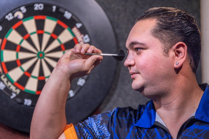 Darter De Zwaan is na schouderblessure en mentale problemen terug op ...