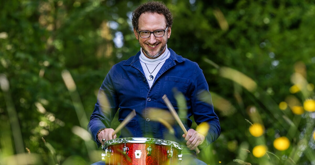 Plots lag drummer Peter (44) gillend op de grond: het bleek bloedkanker ...