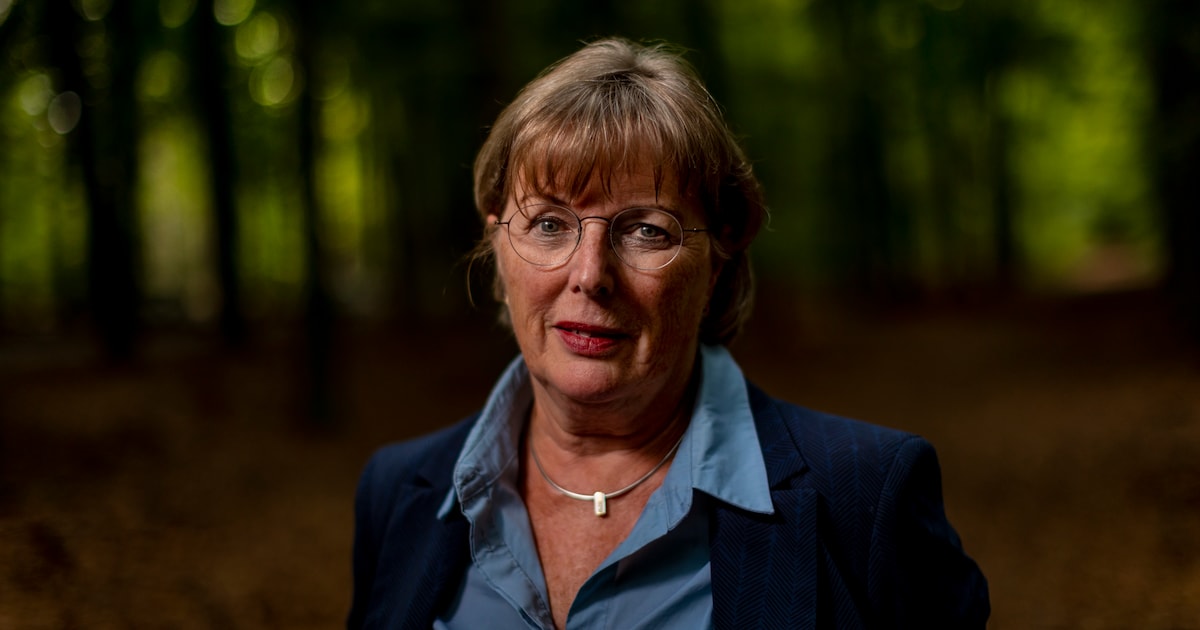 Marion verloor zoon Rob (22) door zelfdoding en strijdt nu tegen de ...