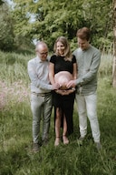 Sanne was draagmoeder voor haar zwagers en wordt in het zonnetje gezet ...