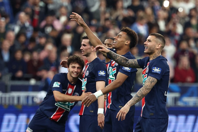 Kampioen Paris Saint-Germain wint ook Coupe de France en gaat op voor ...