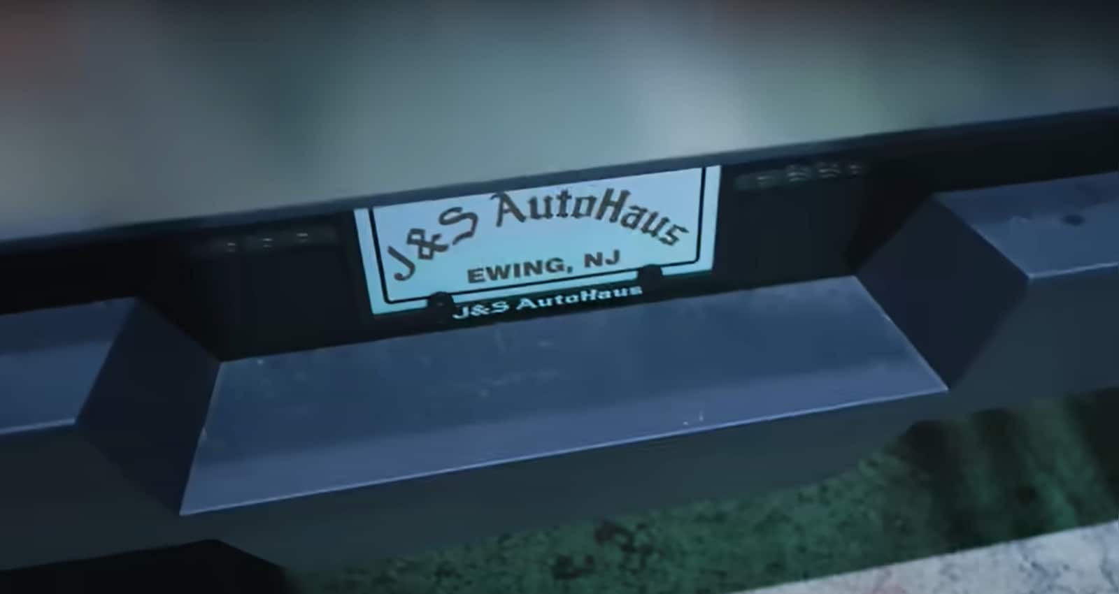 Rapper Kosso betaalt niet voor Cybertruck en nu baalt de autodealer ...