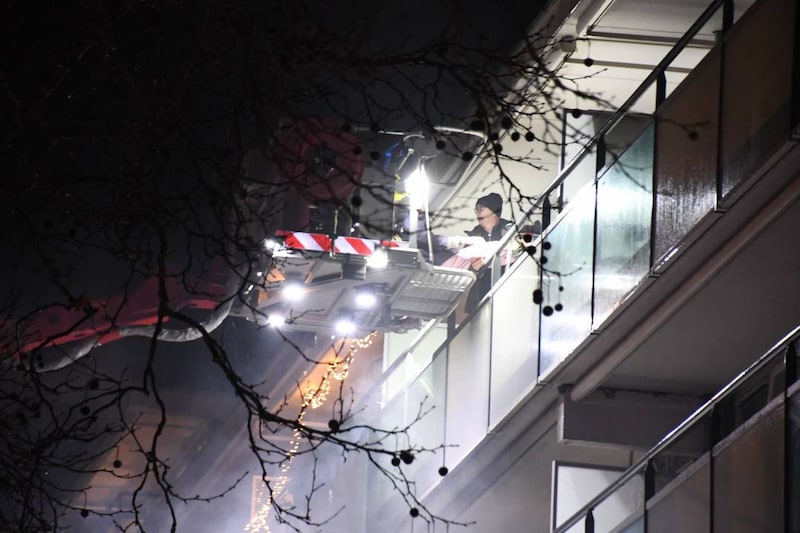 Zeer grote brand na explosie in flatgebouw in Vlissingen | Vlissingen ...