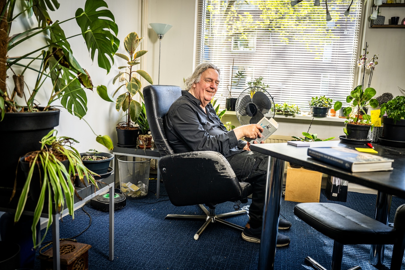 Robert woont in een huis dat gebouwd is als aanleunwoning: ‘Hier heb ik ...