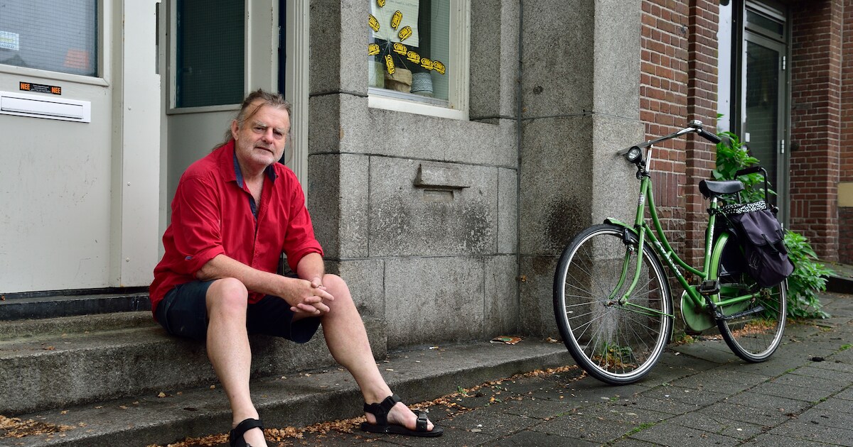 Paul (71) kan niet blijven in het atelier van zijn overleden liefde Ria ...