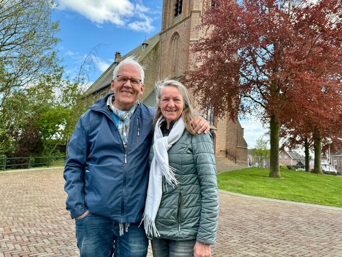 Gerrit en Dolly ontmoetten elkaar in de sauna: ‘Soms makkelijker je ...