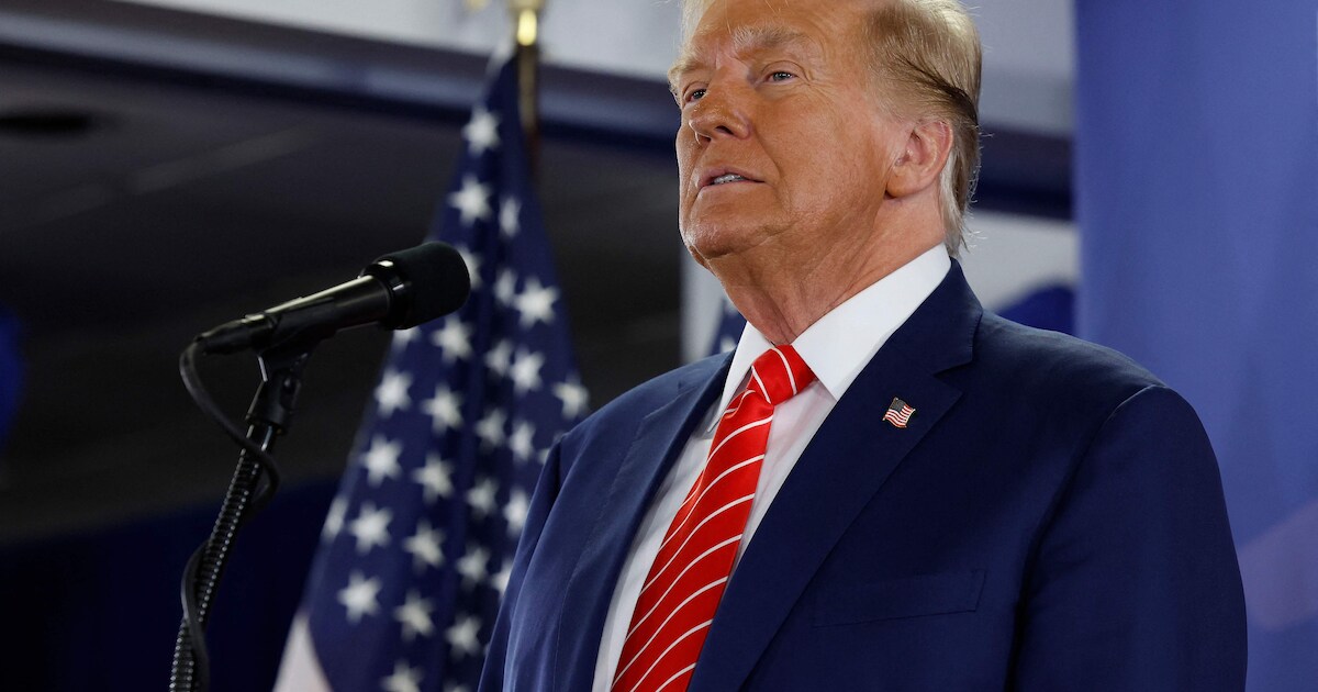 Drie jaar na bestorming Capitool verzekert Trump dat hij ‘voor de derde ...