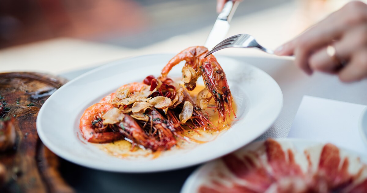 Tweede Kamer wil verbod op afknippen ogen van garnalen | Politiek | AD.nl