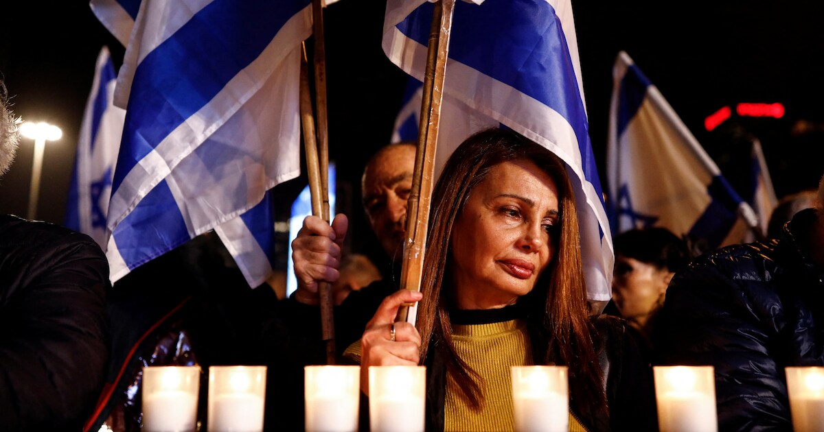 Tienduizenden Israëli demonstreren tegen regering-Netanyahu ...