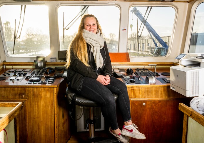 Als stuurman Emma niet aan boord is, vragen de matrozen ‘where is the ...