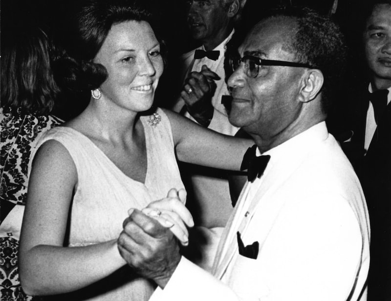 Terug naar de roots: Willem-Alexander op staatsbezoek in Suriname, waar ...