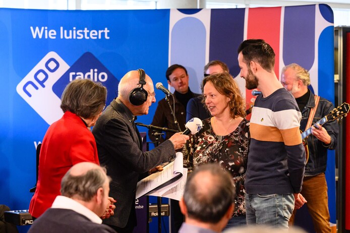 Rotterdammer wint in eigen stad Het groot dictee der Nederlandse taal ...