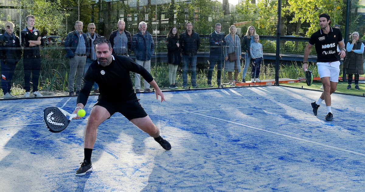 Klacht over ‘geplok’ padelbanen Be Fair in Waddinxveen | Gouda | AD.nl