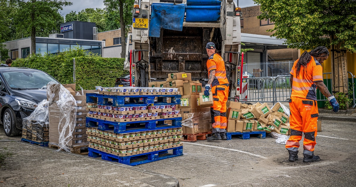 Pallets vol stinkende zuivel gedumpt bij pannenkoekenrestaurant: ‘Lagen ...