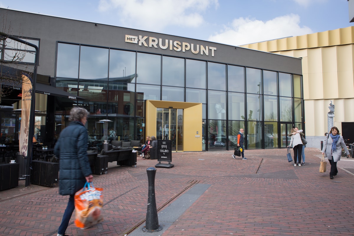 Toneelvereniging Barendrecht speelt komedie 'Puinhoop in de Kringloop ...