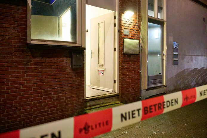 Twee mannen aangehouden voor explosie Claes de Vrieselaan in Rotterdam ...