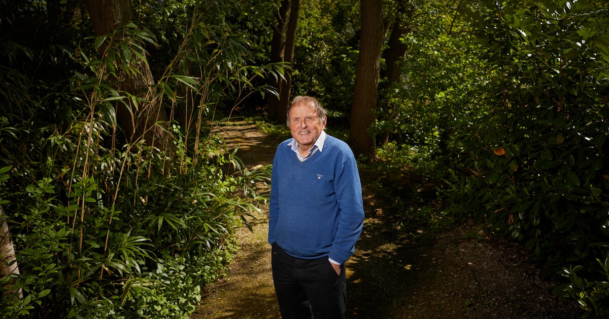 Oud-huisarts Piet van Rijn (72) voelt zich nu behandeld als een klein ...