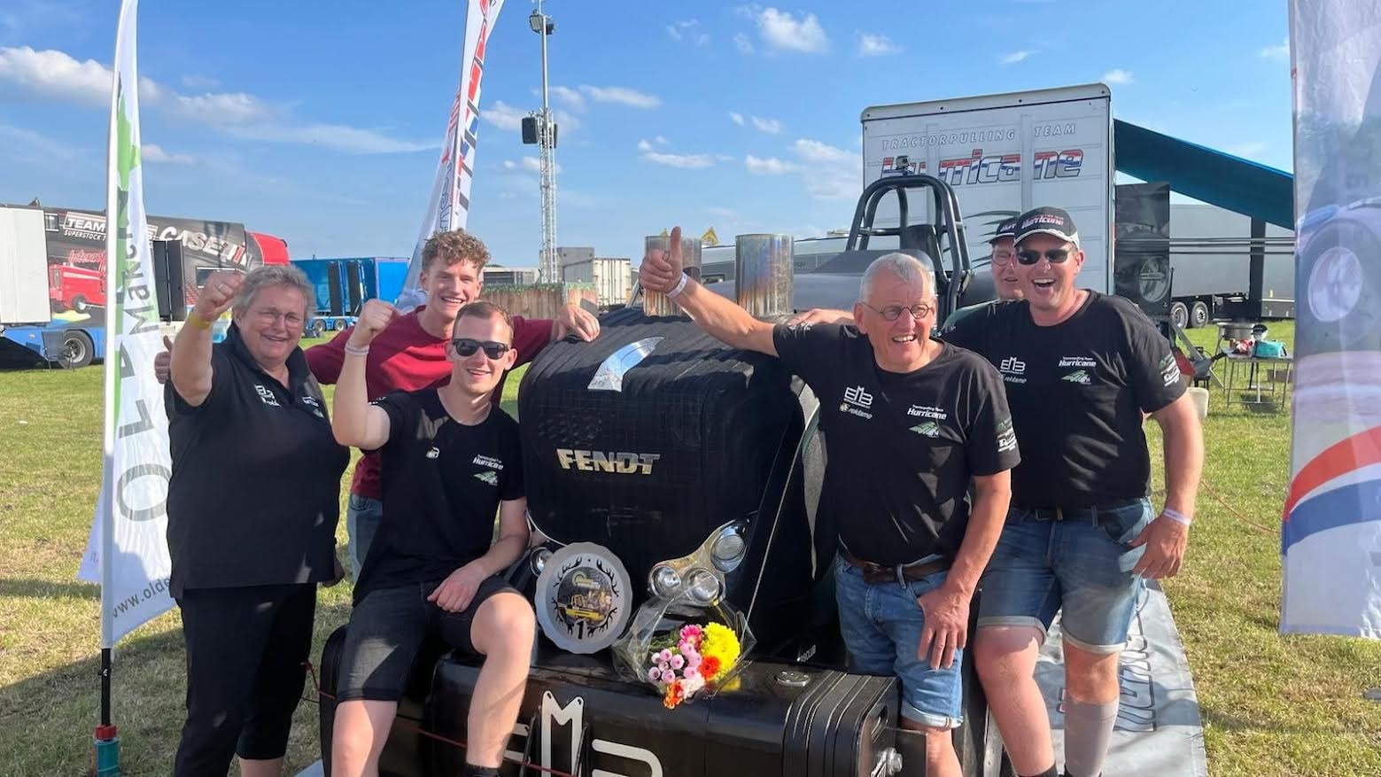 Tractor van team uit Laren wint Europese tractorpullingwedstrijd | Foto ...