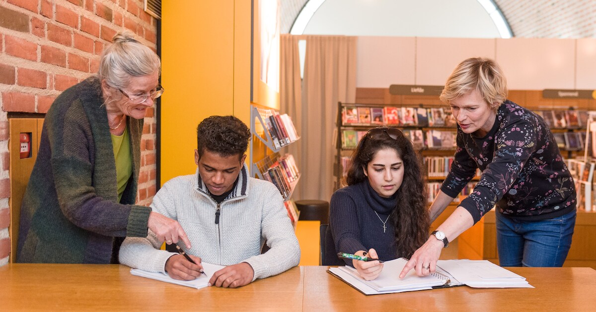 'Geslaagde migranten moeten opnieuw inburgeringstoets doen' | Nieuws ...