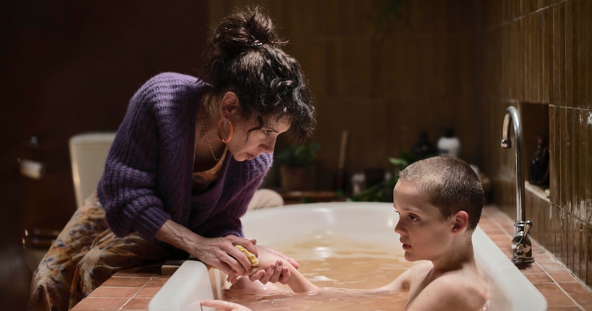 Sinister, ontroerend en mogelijk traumatiserend: Bring her back is de ...