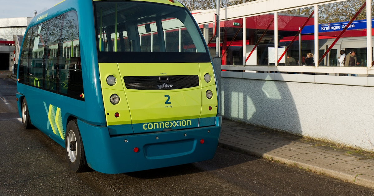 Onbemande Parkshuttle zoeft in 2020 over de openbare wegen | Rotterdam ...