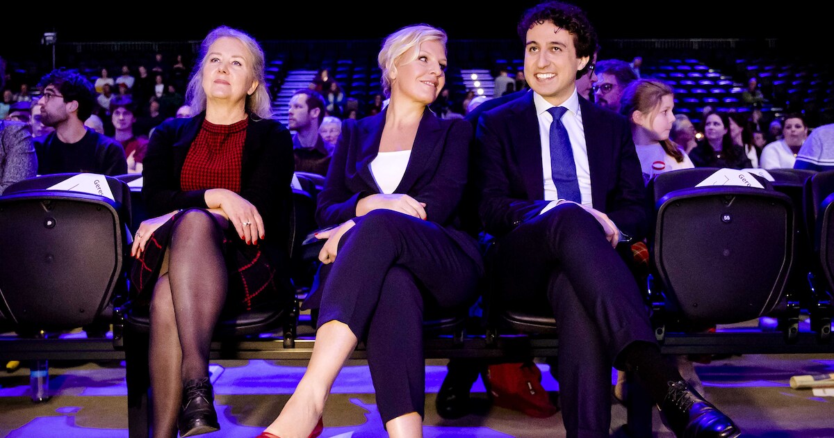 Zoek de verschillen bij ‘gezamenlijk’ congres PvdA en GroenLinks: ‘De ...