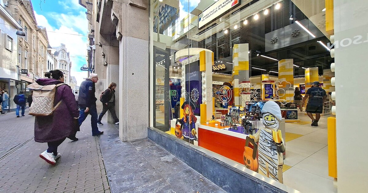 Bouw gratis een Lego-heks en neem haar mee naar huis | Den Haag | AD.nl