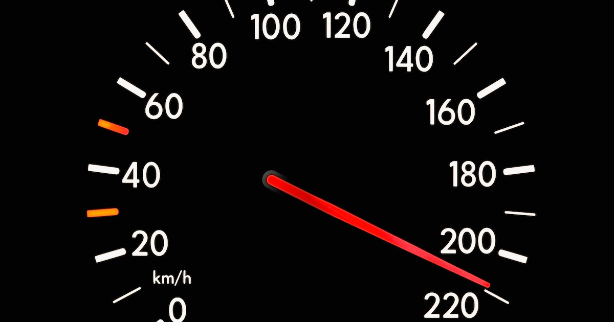 Agressief rijdende man rijdt sloot in op Nieuwe Hoefweg in Bleiswijk ...