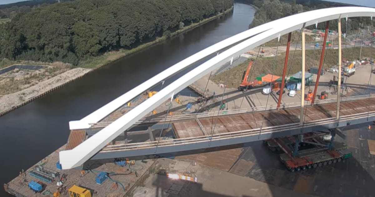 KIJK LIVE | Zo gaat veelbesproken brug het Twentekanaal over in Lochem ...