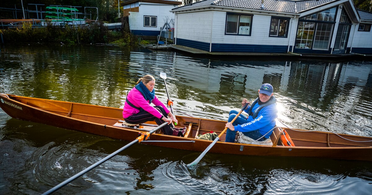 Bets heeft spierziekte, maar gaat iedere dag roeien: ‘Als je thuis zit, worden je spieren niet ...