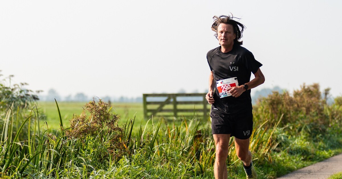Sportman in hart en nieren Alain van Hoof voltooit 100ste Parkrun ...