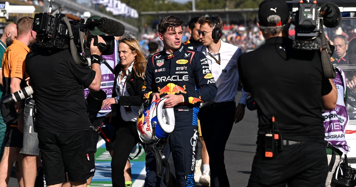 Max Verstappen trekt zich het lot van Logan Sargeant aan: ‘Ik had al in ...